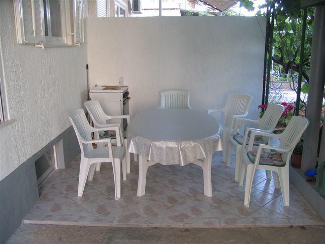 Kuća: Biograd Na Moru, dvokatnica 210 m2 (prodaja)