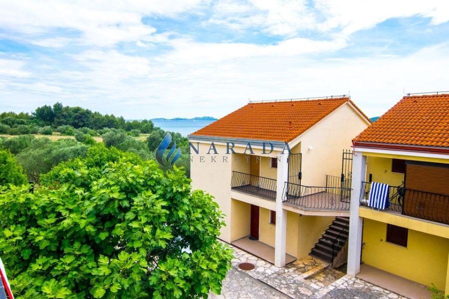 Kuća: Biograd na Moru, katnica, 100 m2 (prodaja)