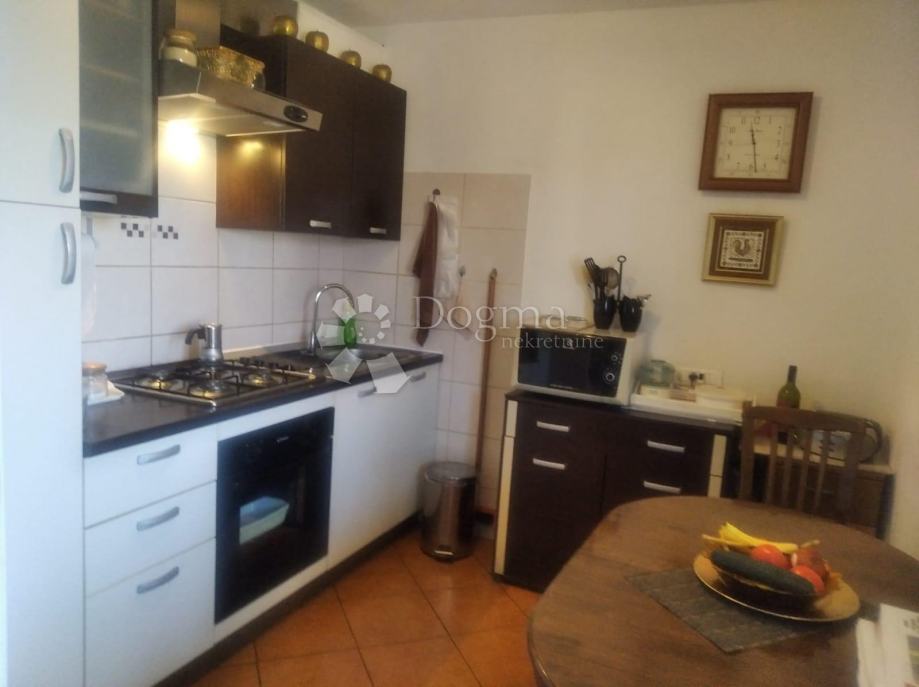 Kuća u Brodarici (prodaja)