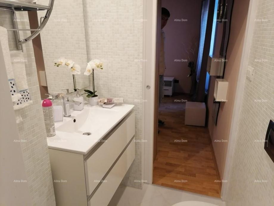 Galižana, dvije kuće (prodaja)