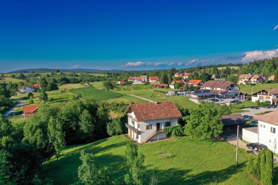 Kuća: Grabovac, Plitvička jezera, 320.00 m2 (prodaja)