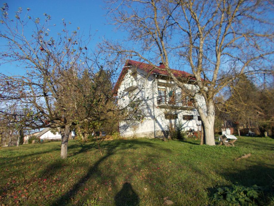 Kuća: Grabovac Banski, katnica, 100 m2 (prodaja)