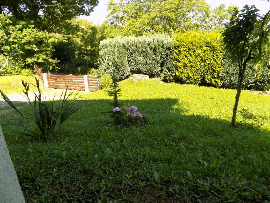 Kuća: Jablanovec, 290.00 m2, 900m2 okućnice, priroda, pogled (prodaja)