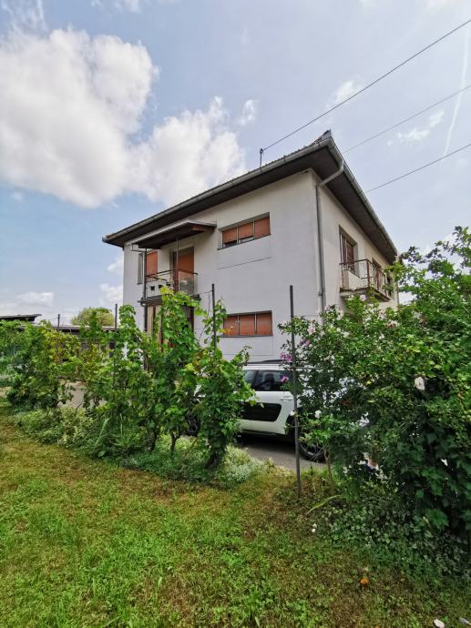 Kuća: Karlovac, katnica, 116.00 m2 (prodaja)