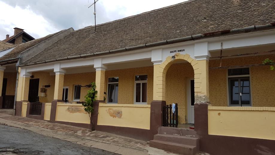 Kuća: Kneževi Vinogradi, prizemnica, 110.00 m2, centar (prodaja)