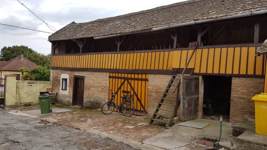 Kuća: Kneževi Vinogradi, prizemnica, 110.00 m2, centar (prodaja)