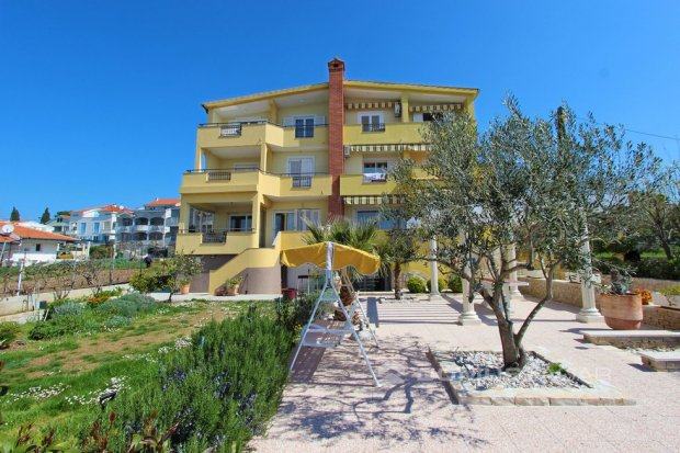 Kuća: Kožino, dvokatnica 850 m2 (prodaja)