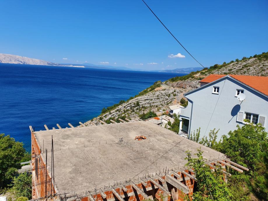 Kuća: Krivi Put, 186.00 m2 (prodaja)