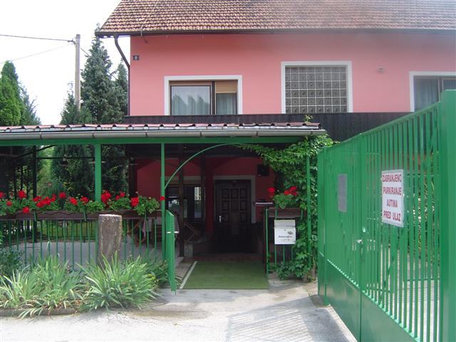 Stambeno poslovna Kuća: Varaždinbreg, katnica, 300 m2 (prodaja)