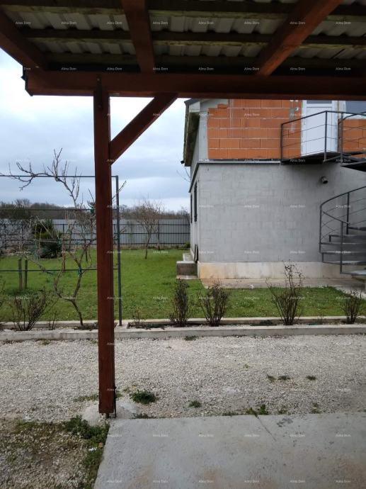 Legalizirana kuća . Blizina Ližnjana. (prodaja)