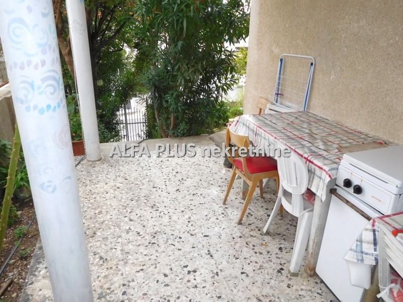 Kuća: Makarska, dvokatnica, 180 m2 (prodaja)