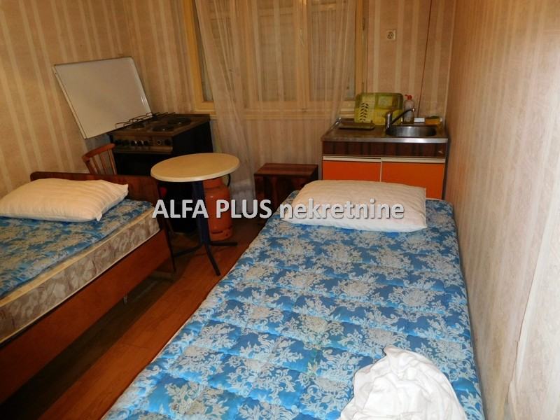 Kuća: Makarska, dvokatnica, 180 m2 (prodaja)