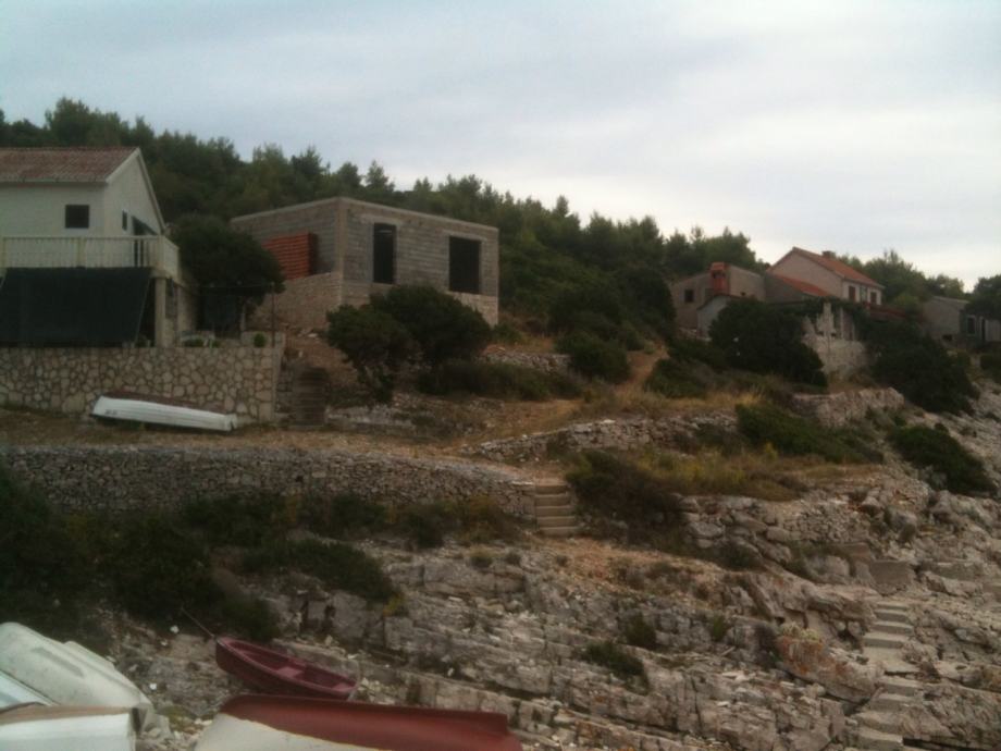 Kuća: Mala Travna otok Vis (prodaja)