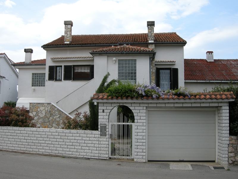 Kuća Malinska, Malinska-Dubašnica, 300m2 (prodaja) Kuća Malinska, Malinska-Dubašnica, 300m2 (prodaja)