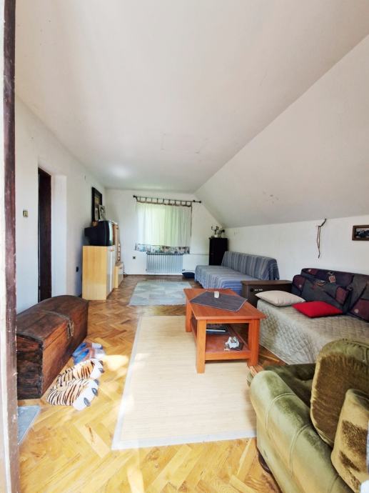 Kuća s garažom u zelenom okruženju, Markuševečki Popovec, 100.00 m2 ...