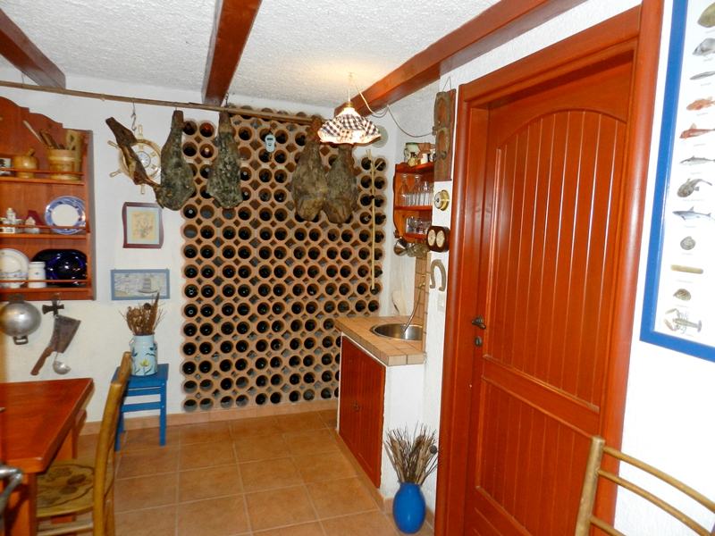 Kuća Njivice, Omišalj, 300m2 (prodaja)