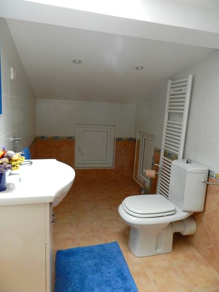 Kuća Njivice, Omišalj, 300m2 (prodaja)