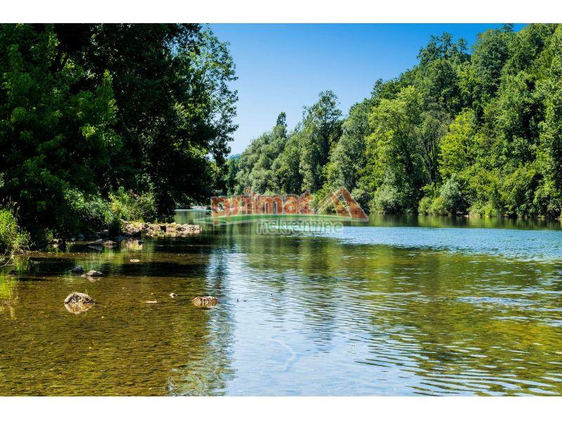 Kuća za odmor na obali rijeke Kupe (prodaja)