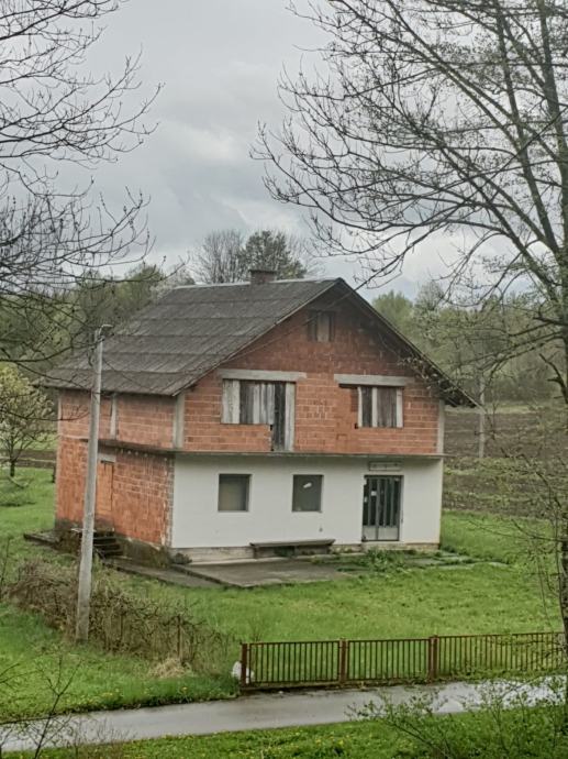 Kuća u Ogulinu, Vitunj, blizina Bjelolasice (prodaja)