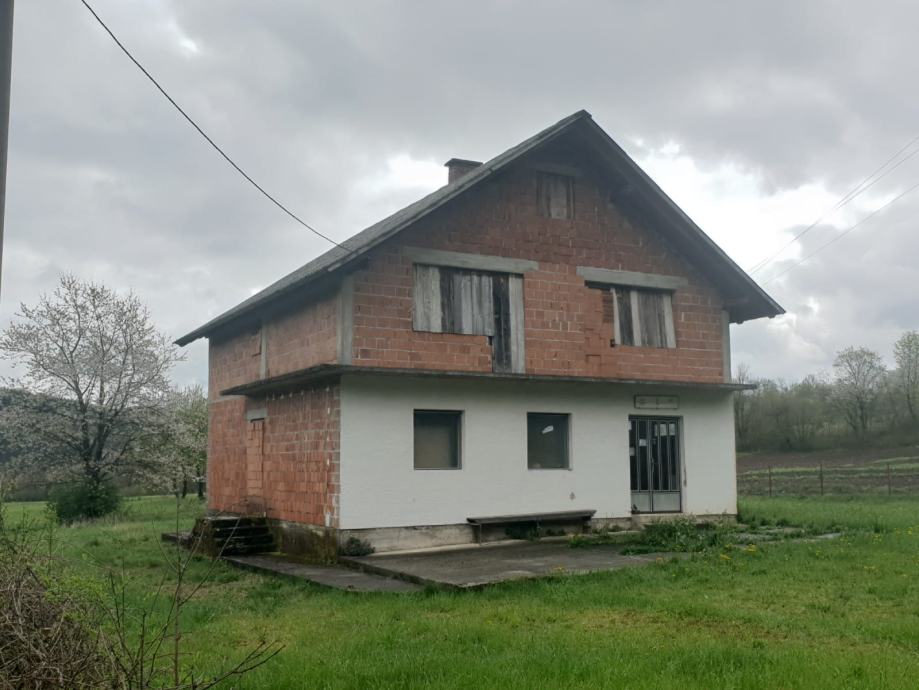 Kuća u Ogulinu, Vitunj, blizina Bjelolasice (prodaja)