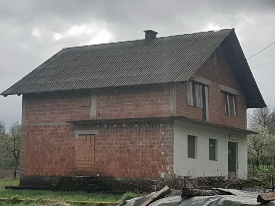 Kuća u Ogulinu, Vitunj, blizina Bjelolasice (prodaja)