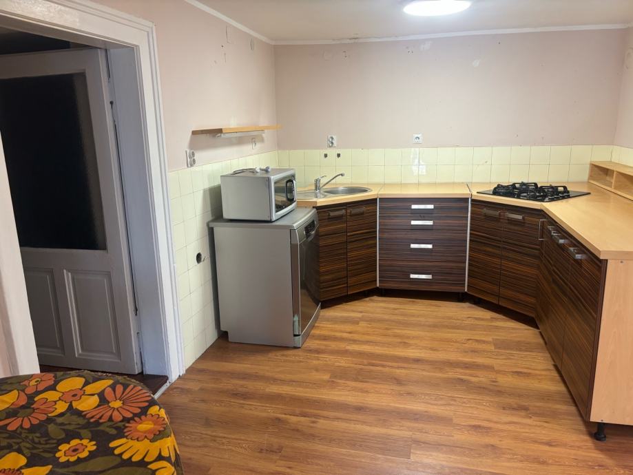 Kuća: Osijek, Hebrangova, prizemnica, 63.55 m2 (+ tavan 63,55m2) (prodaja)