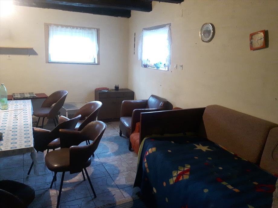 Kuća: Petkov Breg, katnica, 100 m2 (prodaja)