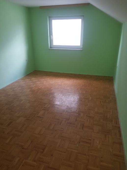 Kuća: Petkov Breg, katnica, 208.00 m2 (prodaja)