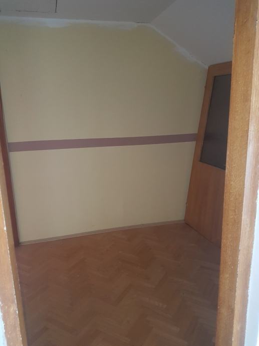 Kuća: Petkov Breg, katnica, 208.00 m2 (prodaja)