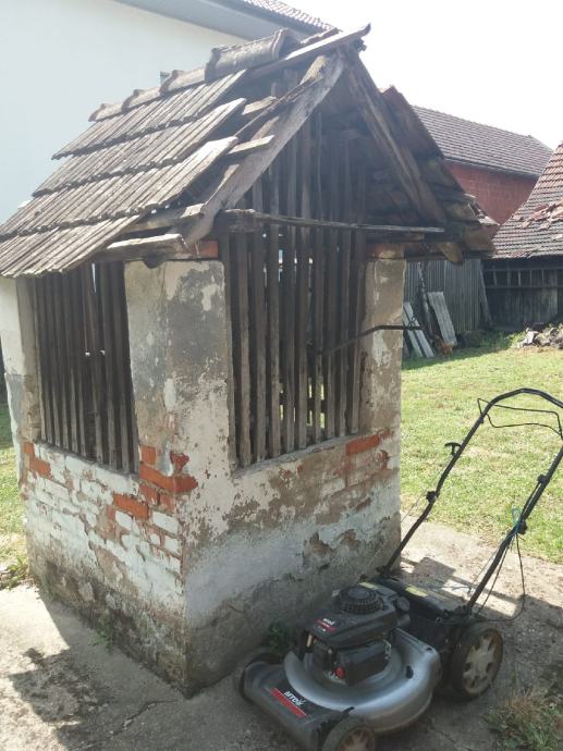 Kuca Krivaj/Lipovljani za potpunu renovaciju (prodaja)