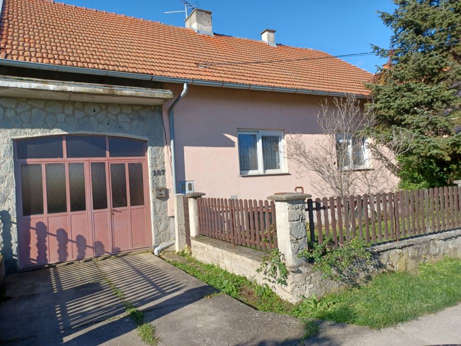 KUĆA PRIZEMNICA...trosobna, haustor, podrum...NOVO TENJA (prodaja)