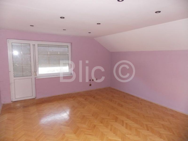 kuća prodaja Petkov Breg 220m2 (prodaja)