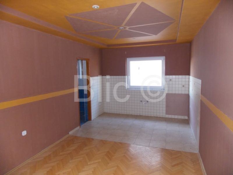 kuća prodaja Petkov Breg 220m2 (prodaja)