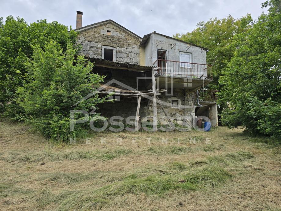 Kuća Prodaja Stari Pazin 158 m2 (prodaja)