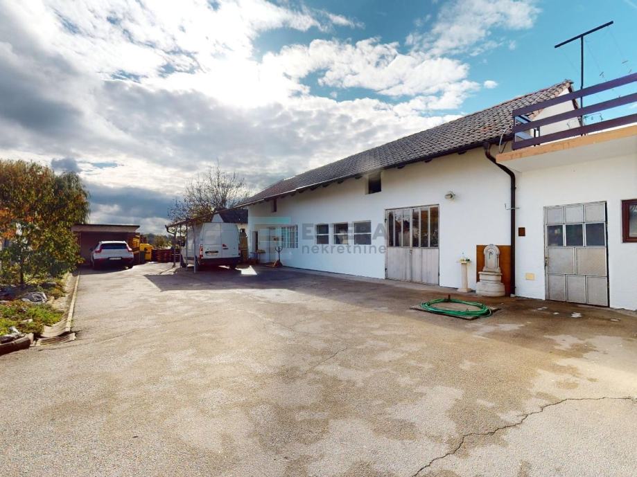 Kuća prodaja Vrbovec 300 m2 + poslovni prostor (prodaja)