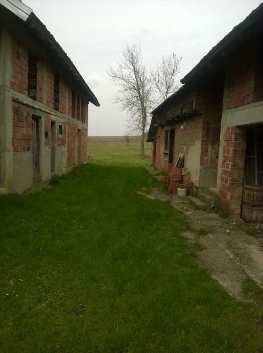 Kuća: Selci Đakovački, prizemnica, 150 m2 (prodaja)