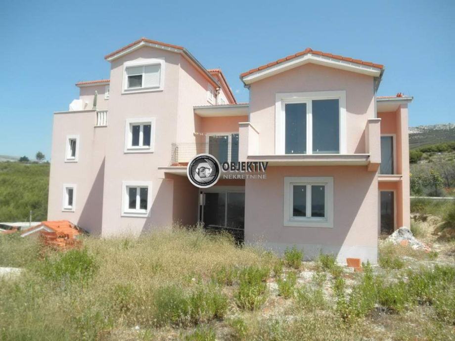 KUĆA SPLIT-OKOLICA NOVOGRADNJA OTVORENOG POGLEDA! MOŽE ZAMJENA! (proda ...