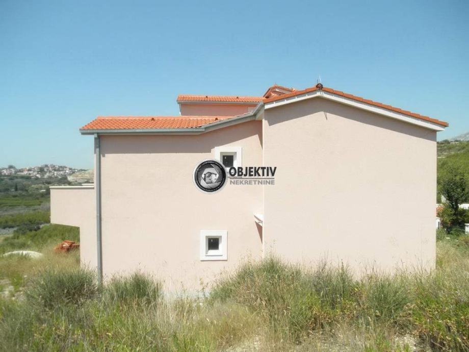 KUĆA SPLIT-OKOLICA NOVOGRADNJA OTVORENOG POGLEDA! MOŽE ZAMJENA! (proda ...