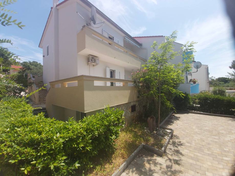 Kuća: Stara Novalja, 200.00 m2 (prodaja)