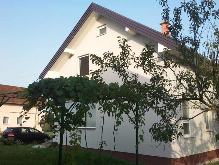 Kuća: Stara Rača, visoka prizemnica, 180 m2 (prodaja)