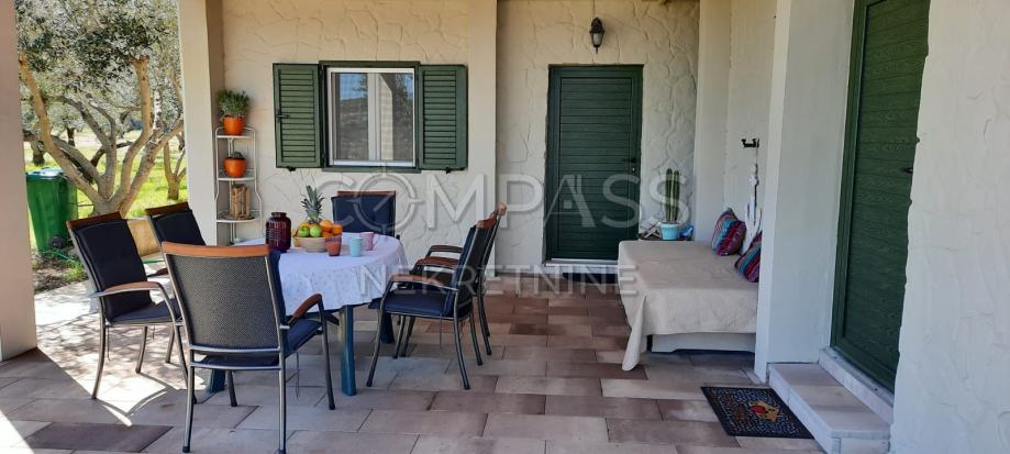 Prekrasna kuća u masliniku, Stari Grad, Hvar (prodaja)