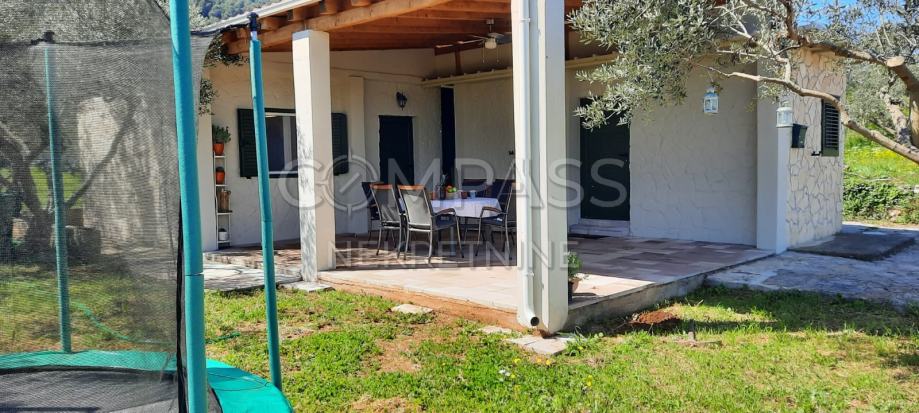 Prekrasna kuća u masliniku, Stari Grad, Hvar (prodaja)