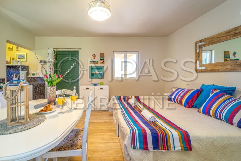 Prekrasna kuća u masliniku, Stari Grad, Hvar (prodaja)