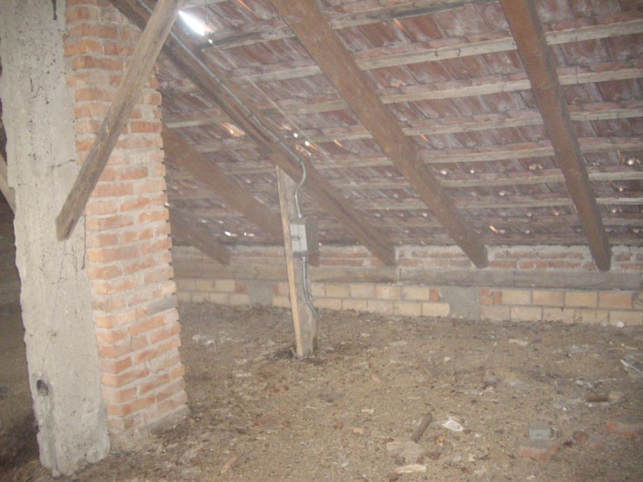 Kuća: Trnjani, visoka prizemnica, 120 m2 (prodaja)