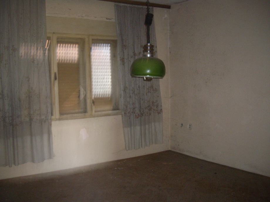 Kuća: Trnjani, visoka prizemnica, 120 m2 (prodaja)