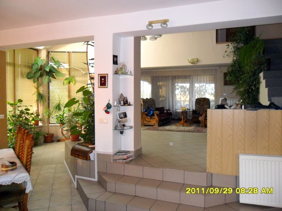 Kuća: Trnjani, visoka prizemnica 170 m2 (prodaja)