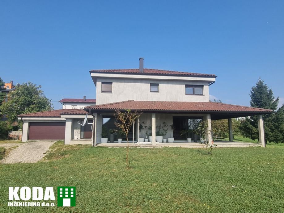Kuća: Vrbovec, 312.00 m2 (prodaja)