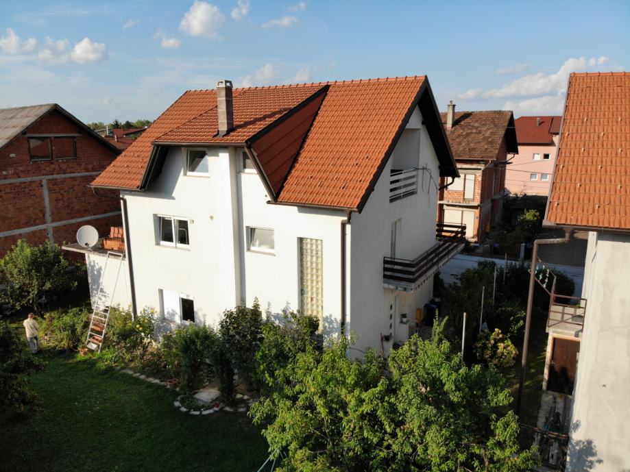 Kuća: Zagreb istok (Ivanja Reka), 270.00 m2 (prodaja)