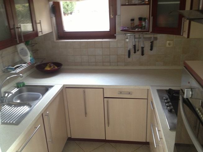 Kuća: Zagreb(Stenjevec),Kustošijanska ul. katnica,180m2, novouređena ... Kuća: Zagreb(Stenjevec),Kustošijanska ul. katnica,180m2, novouređena ...