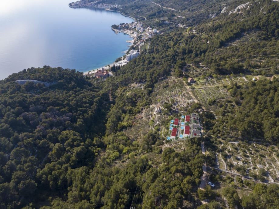 Kuce sa bazenima u izgradnji : Živogošće, 120.00 m2 +300m2 (prodaja)